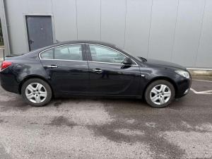 Melns Opel Insignia 2009 Marijampole, ar dzinēja tilpumu 1.96 L un nobraukumu 250 tūkst. km par 3100 €, foto 5 vietnē AUTOMOTO.COM.LV