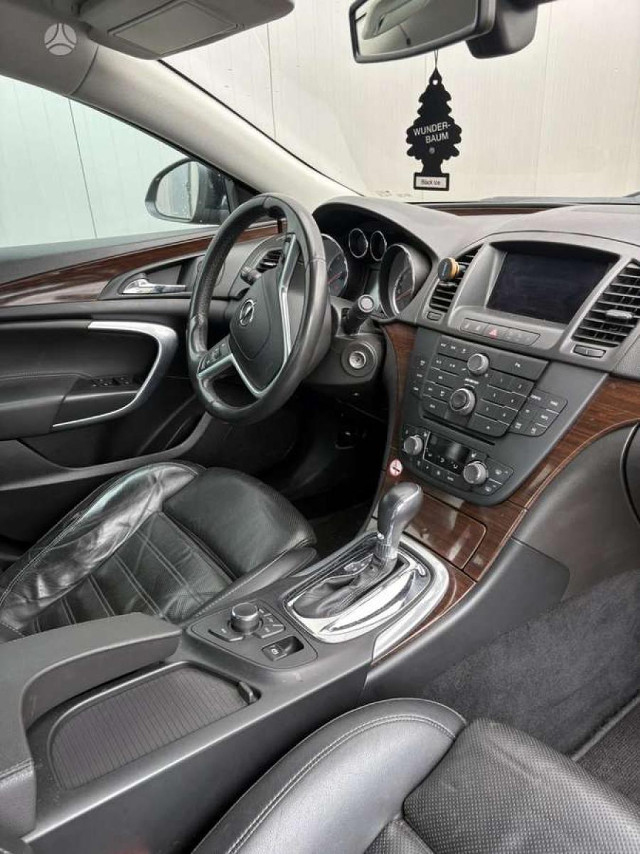 Melns Opel Insignia 2009 Marijampole, ar dzinēja tilpumu 1.96 L un nobraukumu 250 tūkst. km par 3100 €, foto 6 vietnē AUTOMOTO.COM.LV
