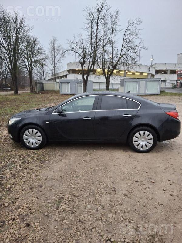 Melns Opel Insignia 2010 Rīga, ar dzinēja tilpumu 2.00 L un nobraukumu 314 tūkst. km par 3900 €, foto 5 vietnē AUTOMOTO.COM.LV