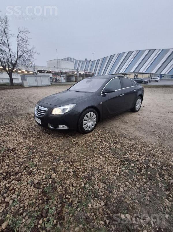 Melns Opel Insignia 2010 Rīga, ar dzinēja tilpumu 2.00 L un nobraukumu 314 tūkst. km par 3900 €, foto 6 vietnē AUTOMOTO.COM.LV