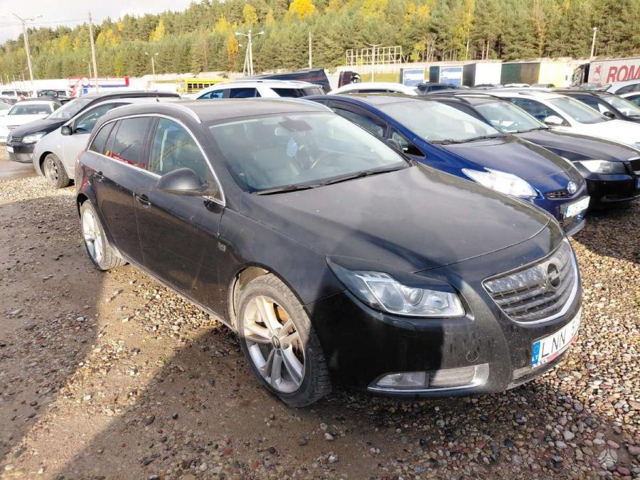 Melns Opel Insignia 2010 Viļņa, ar dzinēja tilpumu 1.96 L un nobraukumu 354 tūkst. km par 2000 €, foto 1 vietnē AUTOMOTO.COM.LV