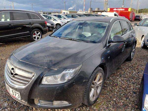 Melns Opel Insignia 2010 Viļņa, ar dzinēja tilpumu 1.96 L un nobraukumu 354 tūkst. km par 2000 €, foto 3 vietnē AUTOMOTO.COM.LV