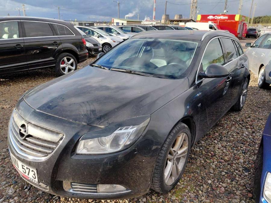 Melns Opel Insignia 2010 Viļņa, ar dzinēja tilpumu 1.96 L un nobraukumu 354 tūkst. km par 2000 €, foto 3 vietnē AUTOMOTO.COM.LV