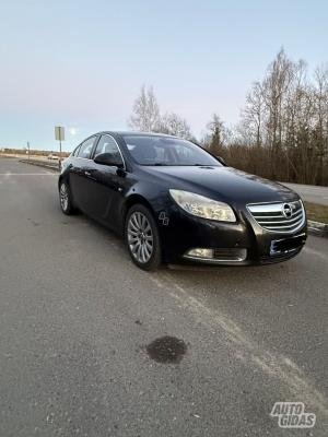 Melns Opel Insignia 2010 Šauļi, ar dzinēja tilpumu 2.00 L un nobraukumu 316 tūkst. km par 4000 €, foto  vietnē AUTOMOTO.COM.LV