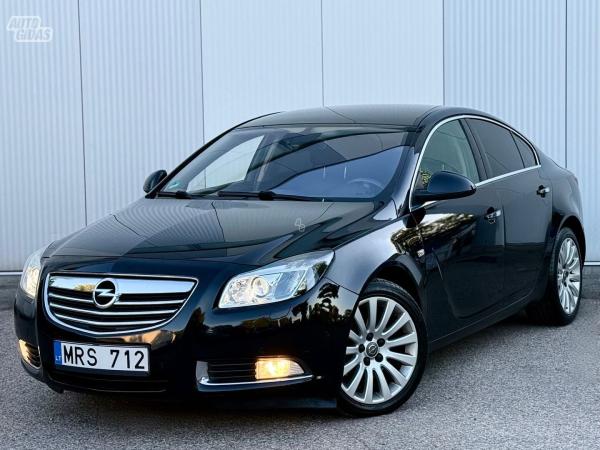 Black Opel Insignia 2010 in Kaunas, with an engine capacity of 2.00 L and mileage of 253 thousand km for 4000 €, photo 2 on AUTOMOTO.COM.LV