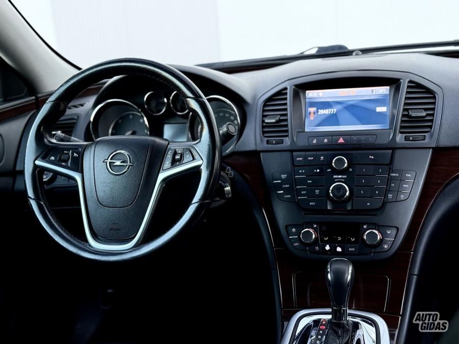 Black Opel Insignia 2010 in Kaunas, with an engine capacity of 2.00 L and mileage of 253 thousand km for 4000 €, photo 16 on AUTOMOTO.COM.LV