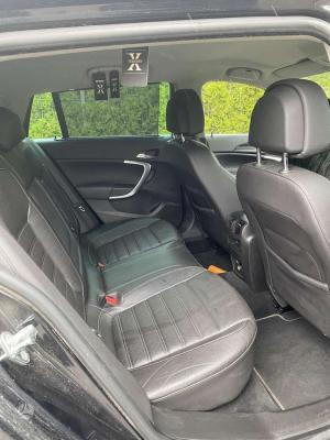 Black Opel Insignia 2010 in Vilnius, with an engine capacity of 1.96 L and mileage of 250 thousand km for 1999 €, photo  on AUTOMOTO.COM.LV