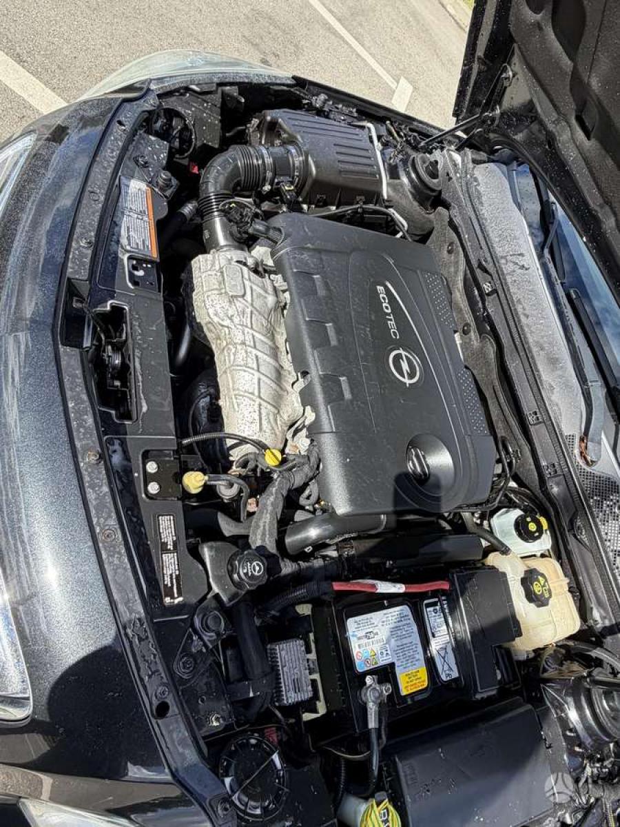 Melns Opel Insignia 2010 Šauļi, ar dzinēja tilpumu 1.96 L un nobraukumu 234 tūkst. km par 2800 €, foto 8 vietnē AUTOMOTO.COM.LV