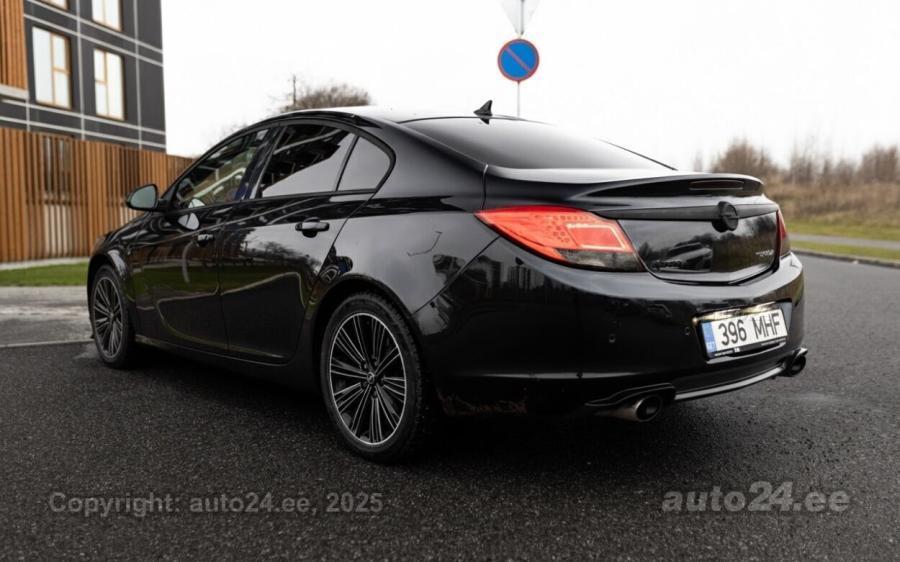 Melns Opel Insignia 2011 Tallina, ar dzinēja tilpumu 2.00 L un nobraukumu 193 tūkst. km par 4490 €, foto 4 vietnē AUTOMOTO.COM.LV