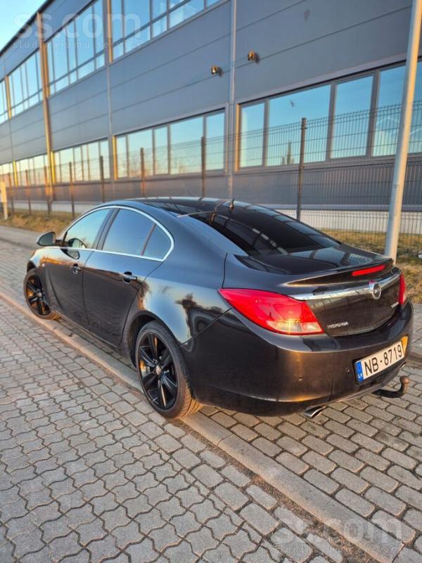 Melns Opel Insignia 2011 Liepāja, ar dzinēja tilpumu 1.60 L un nobraukumu 214 tūkst. km par 4850 €, foto 4 vietnē AUTOMOTO.COM.LV