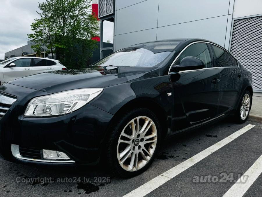 Melns Opel Insignia 2011 Tallina, ar dzinēja tilpumu 1.60 L un nobraukumu 192 tūkst. km par 2300 €, foto 1 vietnē AUTOMOTO.COM.LV