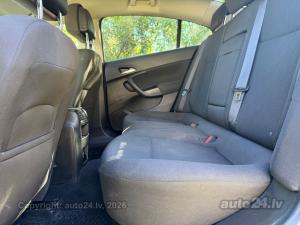 Melns Opel Insignia 2011 Tallina, ar dzinēja tilpumu 1.60 L un nobraukumu 193 tūkst. km par 2300 €, foto 8 vietnē AUTOMOTO.COM.LV