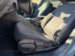 Melns Opel Insignia 2011 Tallina, ar dzinēja tilpumu 1.60 L un nobraukumu 193 tūkst. km par 2300 €, foto 12 vietnē AUTOMOTO.COM.LV