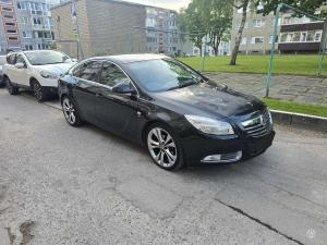 Black Opel Insignia 2011 in Siauliai, with an engine capacity of 2.00 L and mileage of 122 thousand km for 1500 €, photo  on AUTOMOTO.COM.LV