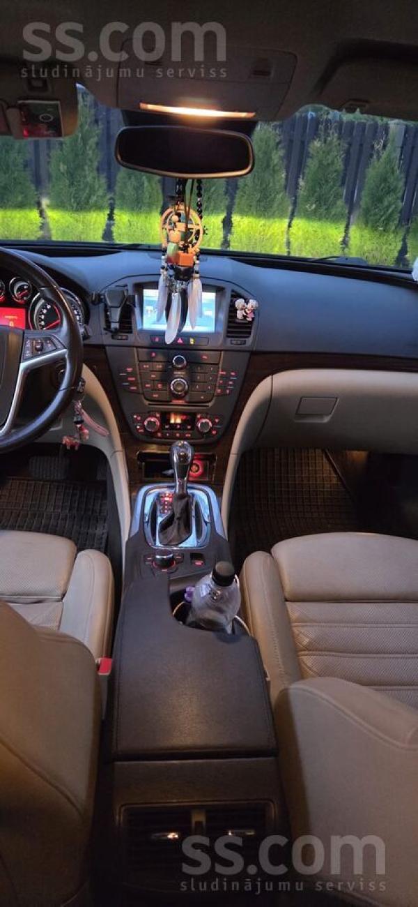 Melns Opel Insignia 2011 Jūrmala, ar dzinēja tilpumu 2.00 L un nobraukumu 286 tūkst. km par 2300 €, foto 2 vietnē AUTOMOTO.COM.LV