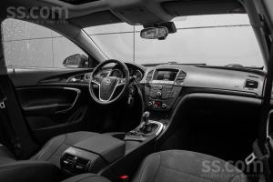 Black Opel Insignia 2011 in Riga, with an engine capacity of 2.00 L and mileage of 328 thousand km for 3250 €, photo 17 on AUTOMOTO.COM.LV
