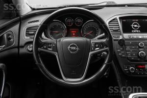 Black Opel Insignia 2011 in Riga, with an engine capacity of 2.00 L and mileage of 328 thousand km for 3250 €, photo 20 on AUTOMOTO.COM.LV
