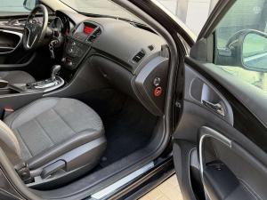 Black Opel Insignia 2011 in Vilnius, with an engine capacity of 1.96 L and mileage of 187 thousand km for 1850 €, photo 21 on AUTOMOTO.COM.LV