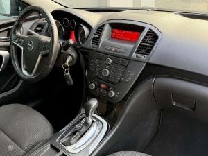 Black Opel Insignia 2011 in Vilnius, with an engine capacity of 1.96 L and mileage of 187 thousand km for 1850 €, photo 23 on AUTOMOTO.COM.LV