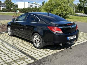 Черный Опель Инсигния 2011 в Таллин, объемом двигателя 1.60 л и пробегом 176 тыс. км за 1800 €, фото 7 на AUTOMOTO.COM.LV