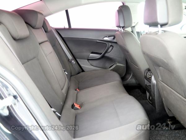 Melns Opel Insignia 2011 Tallina, ar dzinēja tilpumu 1.60 L un nobraukumu 175 tūkst. km par 2499 €, foto 7 vietnē AUTOMOTO.COM.LV