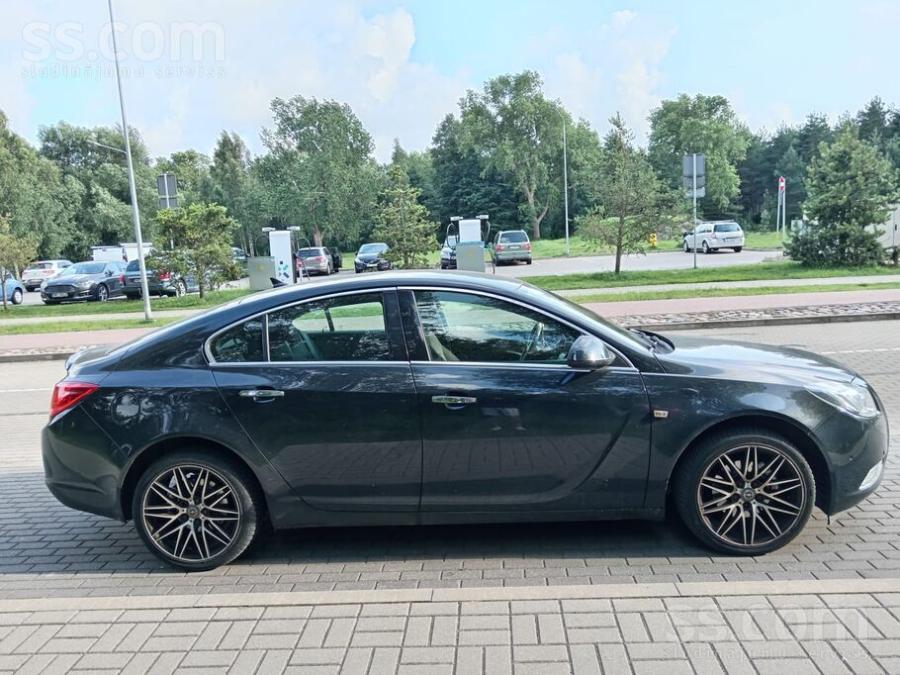 Melns Opel Insignia 2011 Liepāja, ar dzinēja tilpumu 2.00 L un nobraukumu 220 tūkst. km par 3300 €, foto 1 vietnē AUTOMOTO.COM.LV