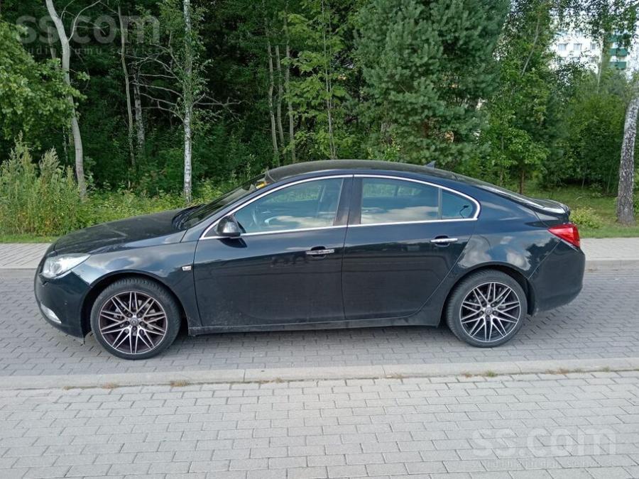 Melns Opel Insignia 2011 Liepāja, ar dzinēja tilpumu 2.00 L un nobraukumu 220 tūkst. km par 3300 €, foto 4 vietnē AUTOMOTO.COM.LV