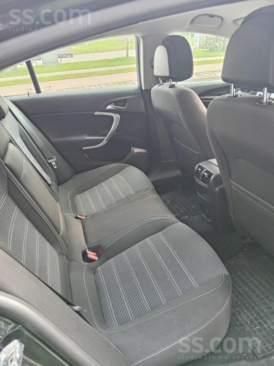 Melns Opel Insignia 2011 Liepāja, ar dzinēja tilpumu 2.00 L un nobraukumu 220 tūkst. km par 3300 €, foto 8 vietnē AUTOMOTO.COM.LV