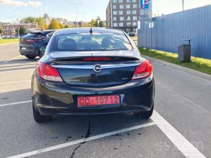 Black Opel Insignia 2011 in Riga, with an engine capacity of 2.00 L and mileage of 151 thousand km for 3200 €, photo 5 on AUTOMOTO.COM.LV