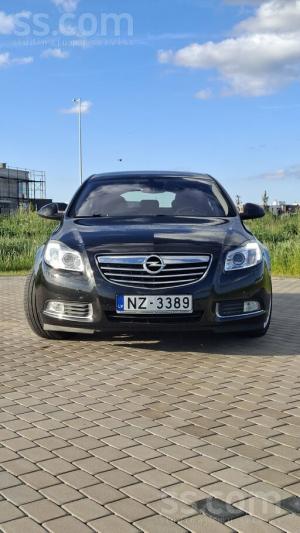 Melns Opel Insignia 2012 Rīga, ar dzinēja tilpumu 2.00 L un nobraukumu 264 tūkst. km par 3700 €, foto 7 vietnē AUTOMOTO.COM.LV