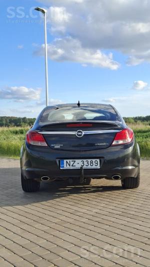 Melns Opel Insignia 2012 Rīga, ar dzinēja tilpumu 2.00 L un nobraukumu 264 tūkst. km par 3700 €, foto 8 vietnē AUTOMOTO.COM.LV