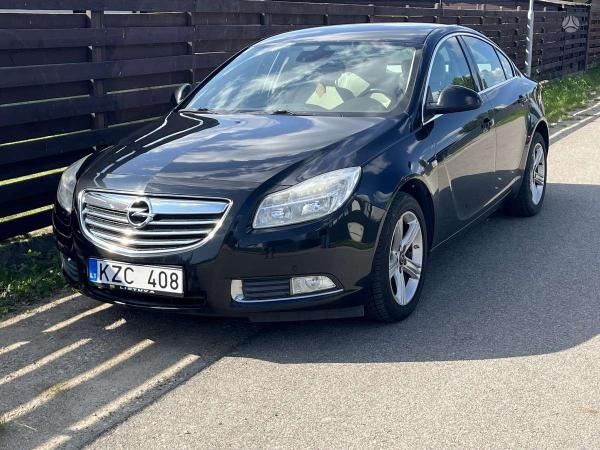 Melns Opel Insignia 2012 Kauņa, ar dzinēja tilpumu 2.00 L un nobraukumu 300 tūkst. km par 2990 €, foto 1 vietnē AUTOMOTO.COM.LV