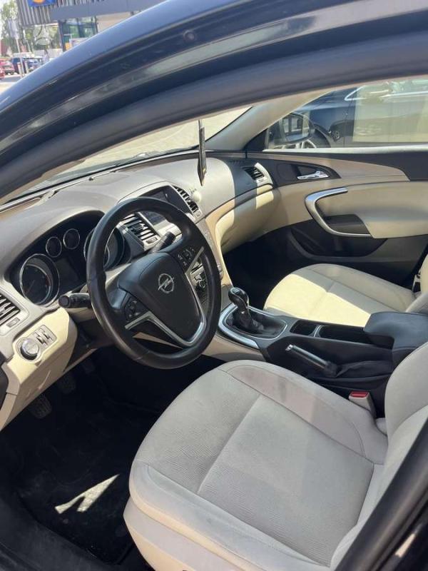 Melns Opel Insignia 2012 Kauņa, ar dzinēja tilpumu 2.00 L un nobraukumu 300 tūkst. km par 2990 €, foto 8 vietnē AUTOMOTO.COM.LV