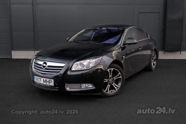 Black Opel Insignia 2012 in Tallinn, with an engine capacity of 2.00 L and mileage of 145 thousand km for 3799 €, photo 5 on AUTOMOTO.COM.LV