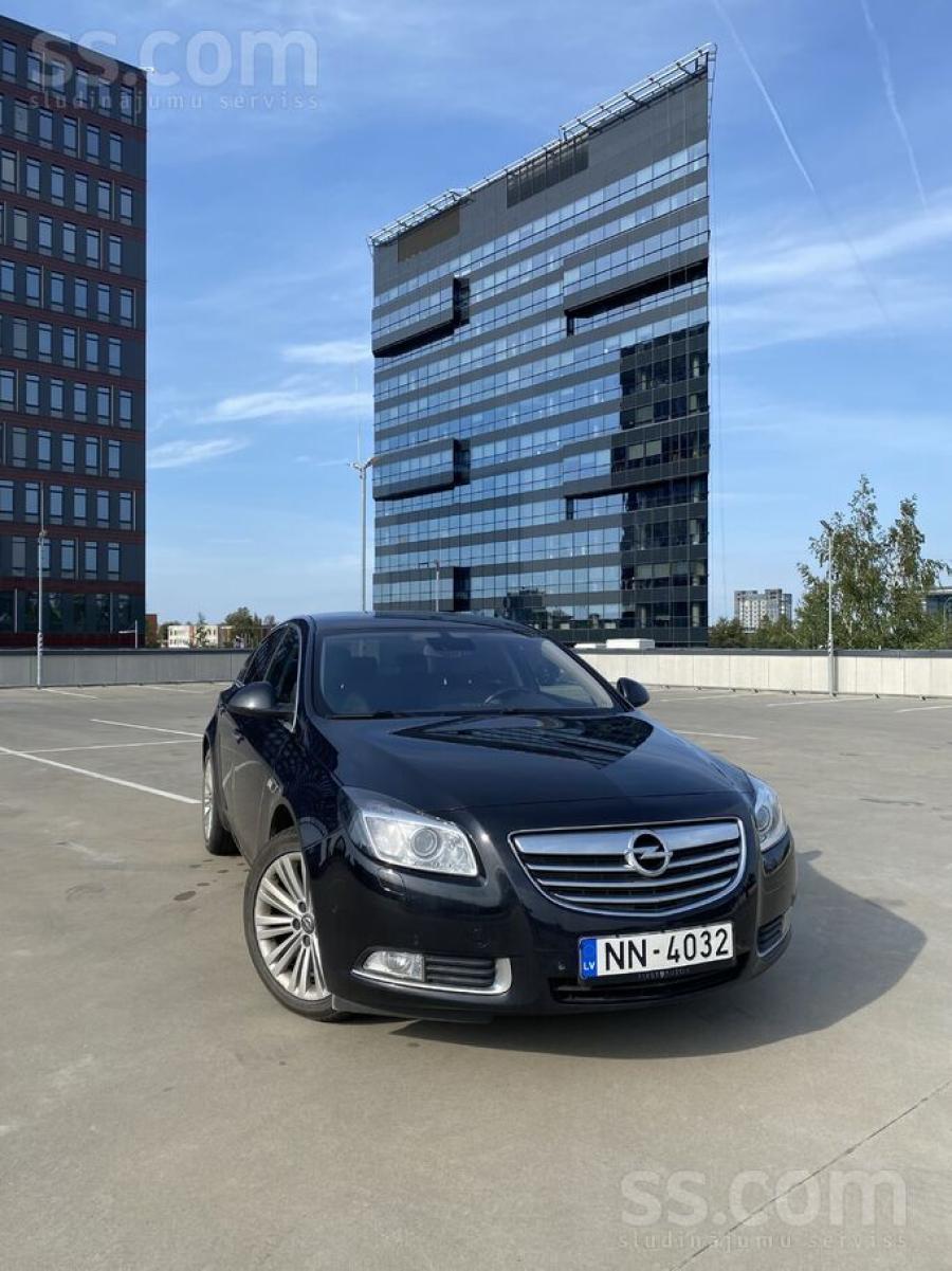 Melns Opel Insignia 2013 Rīga, ar dzinēja tilpumu 2.00 L un nobraukumu 185 tūkst. km par 3600 €, foto 1 vietnē AUTOMOTO.COM.LV