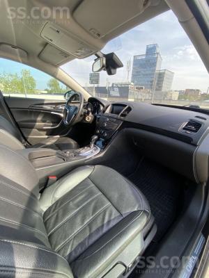 Melns Opel Insignia 2013 Rīga, ar dzinēja tilpumu 2.00 L un nobraukumu 185 tūkst. km par 3600 €, foto 10 vietnē AUTOMOTO.COM.LV