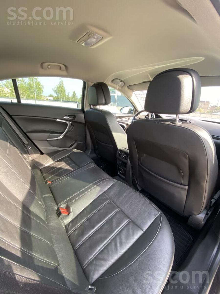 Melns Opel Insignia 2013 Rīga, ar dzinēja tilpumu 2.00 L un nobraukumu 185 tūkst. km par 3600 €, foto 11 vietnē AUTOMOTO.COM.LV