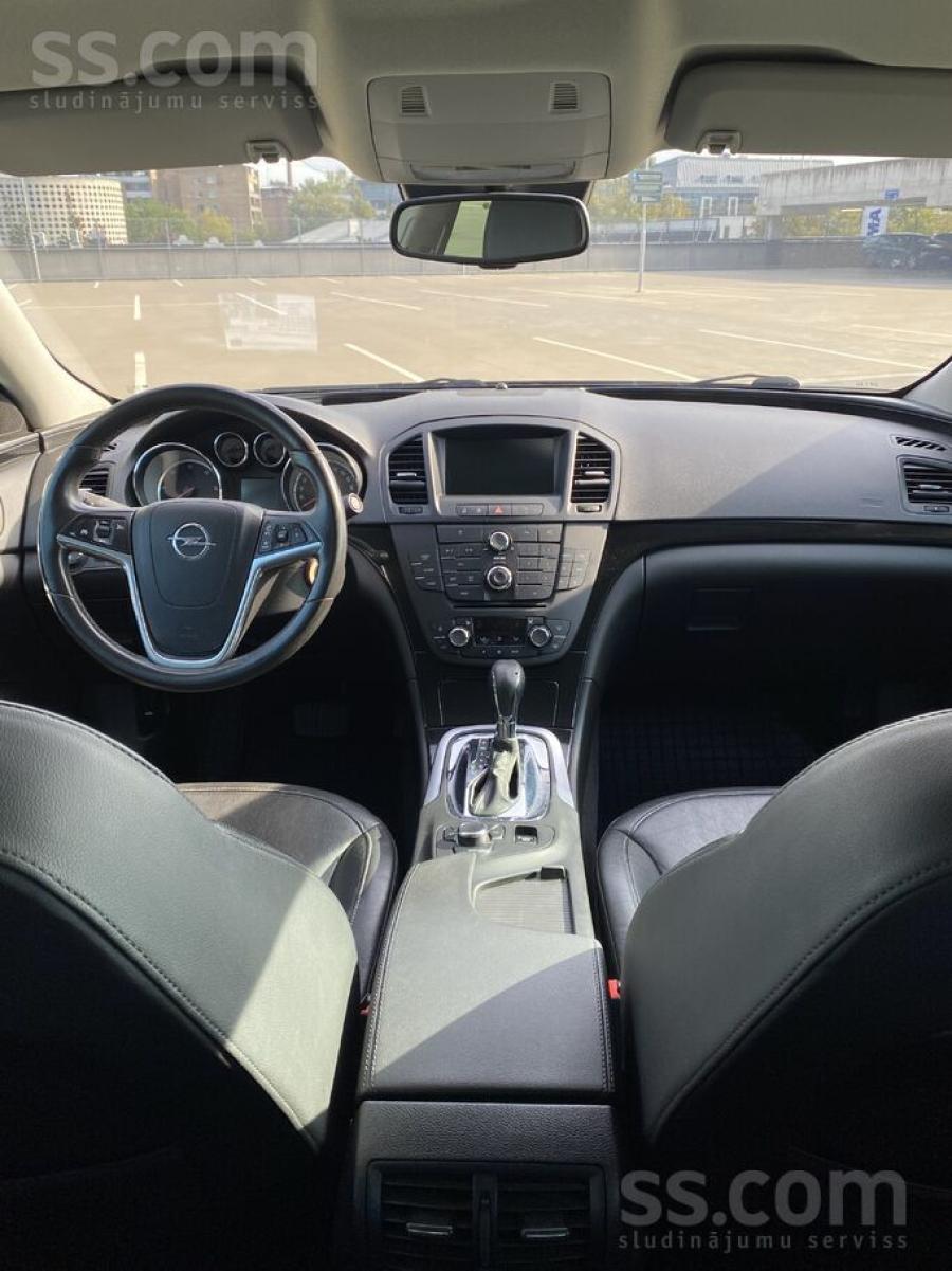 Melns Opel Insignia 2013 Rīga, ar dzinēja tilpumu 2.00 L un nobraukumu 185 tūkst. km par 3600 €, foto 12 vietnē AUTOMOTO.COM.LV