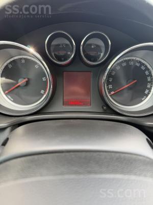 Melns Opel Insignia 2013 Rīga, ar dzinēja tilpumu 2.00 L un nobraukumu 185 tūkst. km par 3600 €, foto 16 vietnē AUTOMOTO.COM.LV
