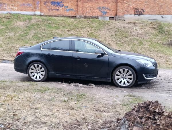 Black Opel Insignia 2014 in Kaunas, with an engine capacity of 2.00 L and mileage of 146 thousand km for 2200 €, photo 9 on AUTOMOTO.COM.LV