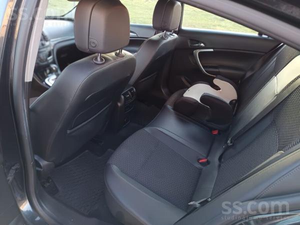 Melns Opel Insignia 2014 Jelgava, ar dzinēja tilpumu 2.00 L un nobraukumu 145 tūkst. km par 6500 €, foto 6 vietnē AUTOMOTO.COM.LV