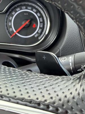 Черный Опель Инсигния 2014 в Утена, объемом двигателя 1.96 л и пробегом 280 тыс. км за 5990 €, фото 12 на AUTOMOTO.COM.LV