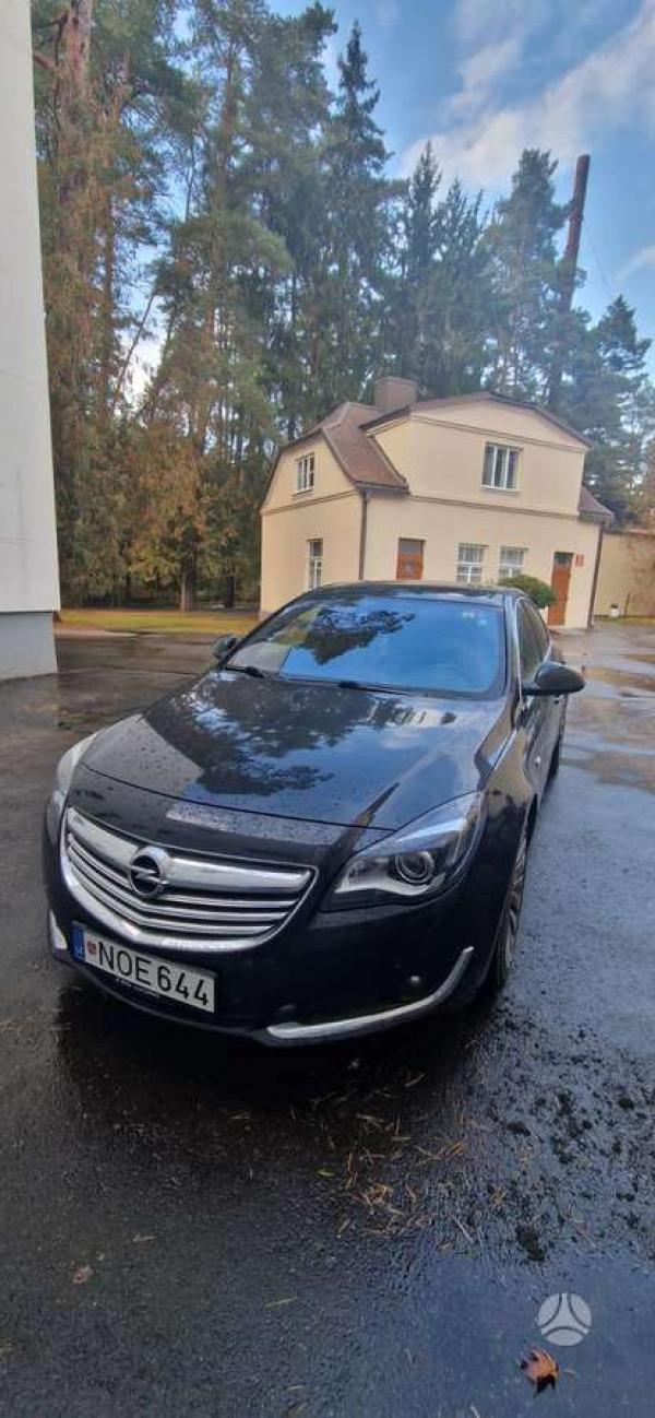Black Opel Insignia 2015 in Kaunas, with an engine capacity of 1.96 L and mileage of 295 thousand km for 6500 €, photo 2 on AUTOMOTO.COM.LV