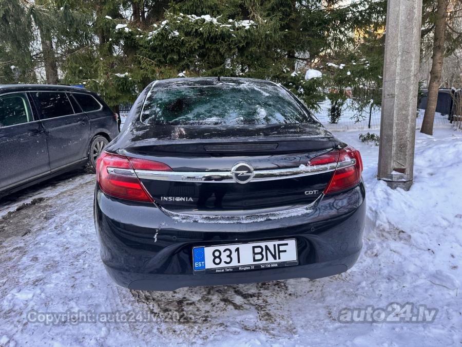 Black Opel Insignia 2015 in Tallinn, with an engine capacity of 2.00 L and mileage of 246 thousand km for 1500 €, photo 7 on AUTOMOTO.COM.LV