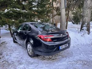 Black Opel Insignia 2015 in Tallinn, with an engine capacity of 2.00 L and mileage of 246 thousand km for 1500 €, photo 8 on AUTOMOTO.COM.LV