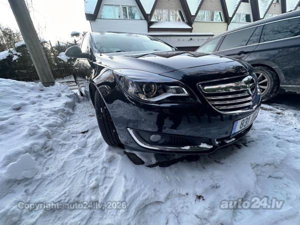 Black Opel Insignia 2015 in Tallinn, with an engine capacity of 2.00 L and mileage of 246 thousand km for 1500 €, photo 9 on AUTOMOTO.COM.LV