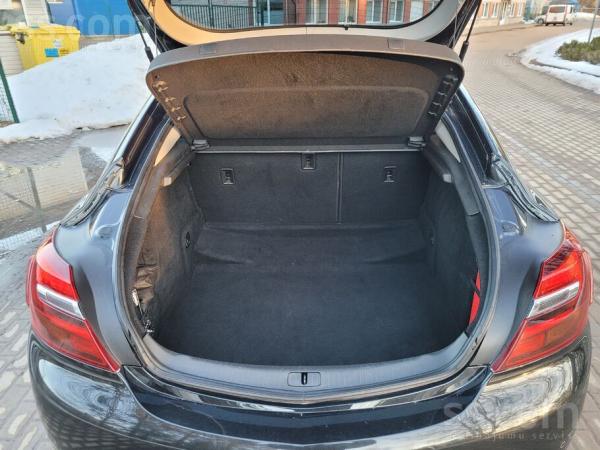 Melns Opel Insignia 2016 Ogre, ar dzinēja tilpumu 1.60 L un nobraukumu 221 tūkst. km par 6190 €, foto 9 vietnē AUTOMOTO.COM.LV