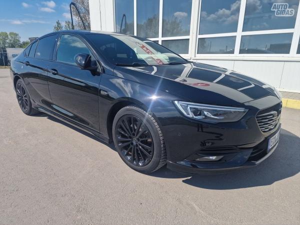 Melns Opel Insignia 2017 Kretinga, ar dzinēja tilpumu 2.00 L un nobraukumu 203 tūkst. km par 12499 €, foto 2 vietnē AUTOMOTO.COM.LV
