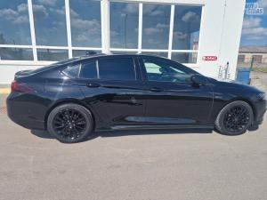 Black Opel Insignia 2017 in Kretinga, with an engine capacity of 2.00 L and mileage of 203 thousand km for 12499 €, photo 9 on AUTOMOTO.COM.LV