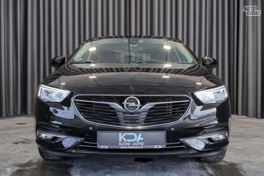 Black Opel Insignia 2018 in Marijampole, with an engine capacity of 1.60 L and mileage of 106 thousand km for 9950 €, photo 4 on AUTOMOTO.COM.LV
